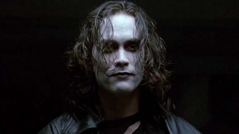 THE CROW Remake Sets June 2024 Theatrical Release | Film Combat Syndicate